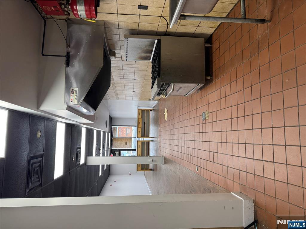 MLS Number 25013323 - Commercial Property for $ 4,500.00 - 1422 Bergen ...