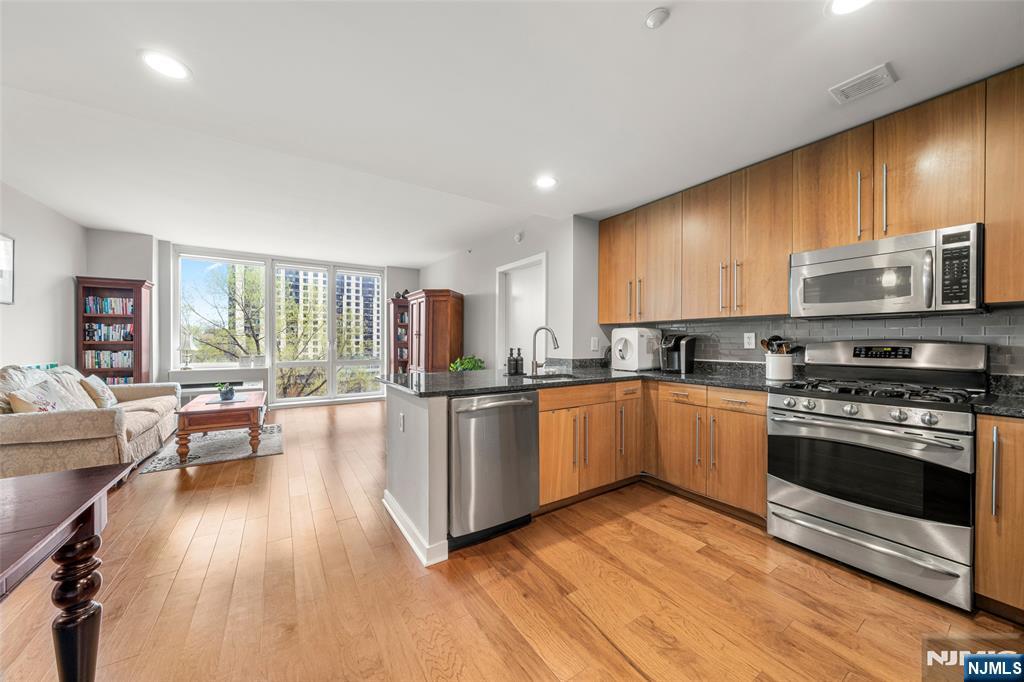 MLS Number 25013359 - 2 bed,2 bath, Condo/Coop/Townhouse Property for ...