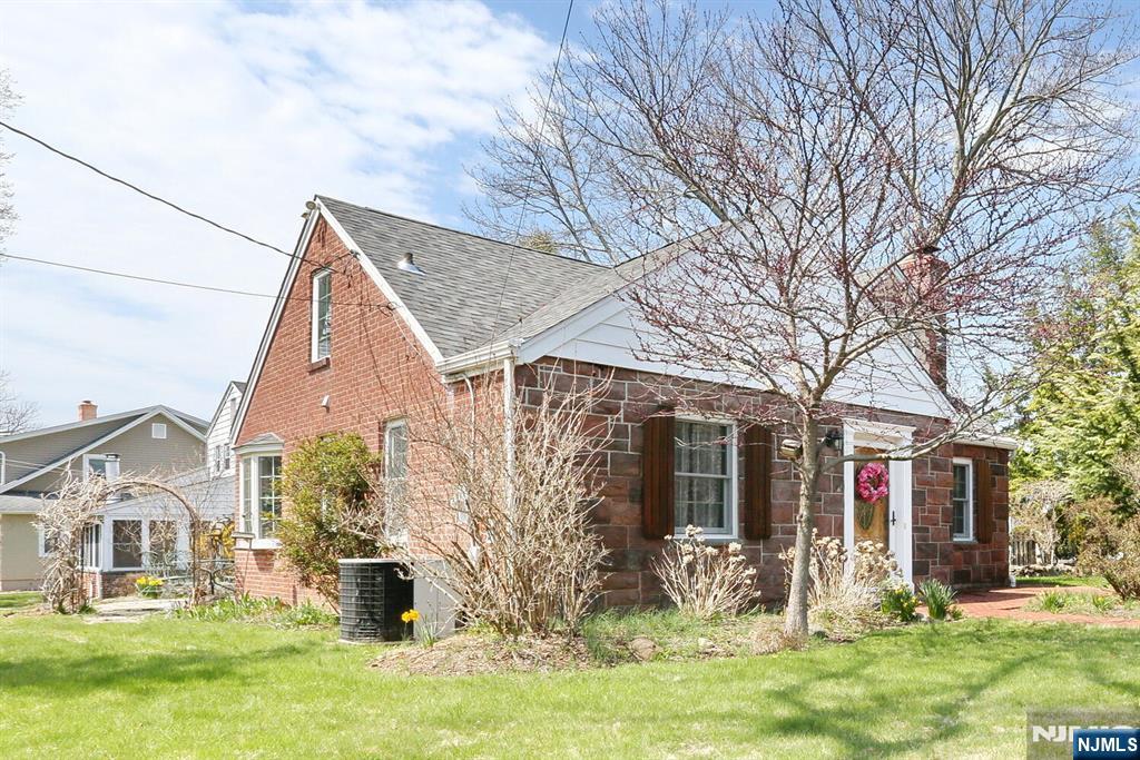 MLS Number 25014296 - 3 bed,2 bath, Rentals-Residential Property for ...