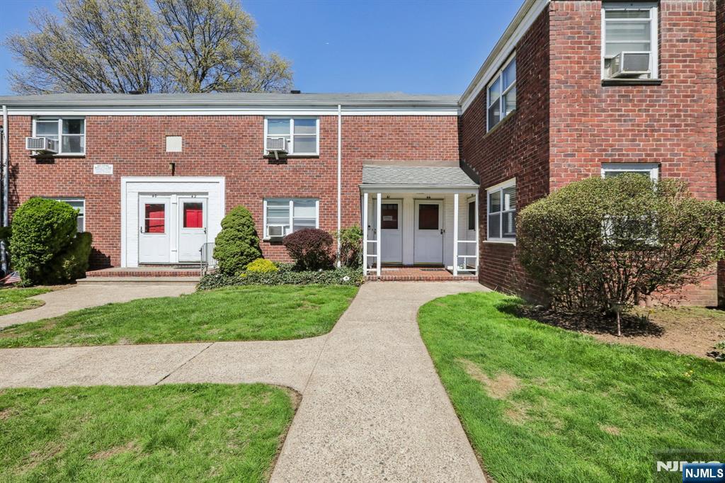 MLS Number 25014426 - 1 bed,1 bath, Condo/Coop/Townhouse Property for ...