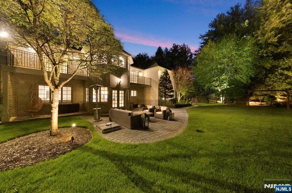 MLS Number 25014669 - 6 bed,5 bath, Residential Property for $2,995,000 ...