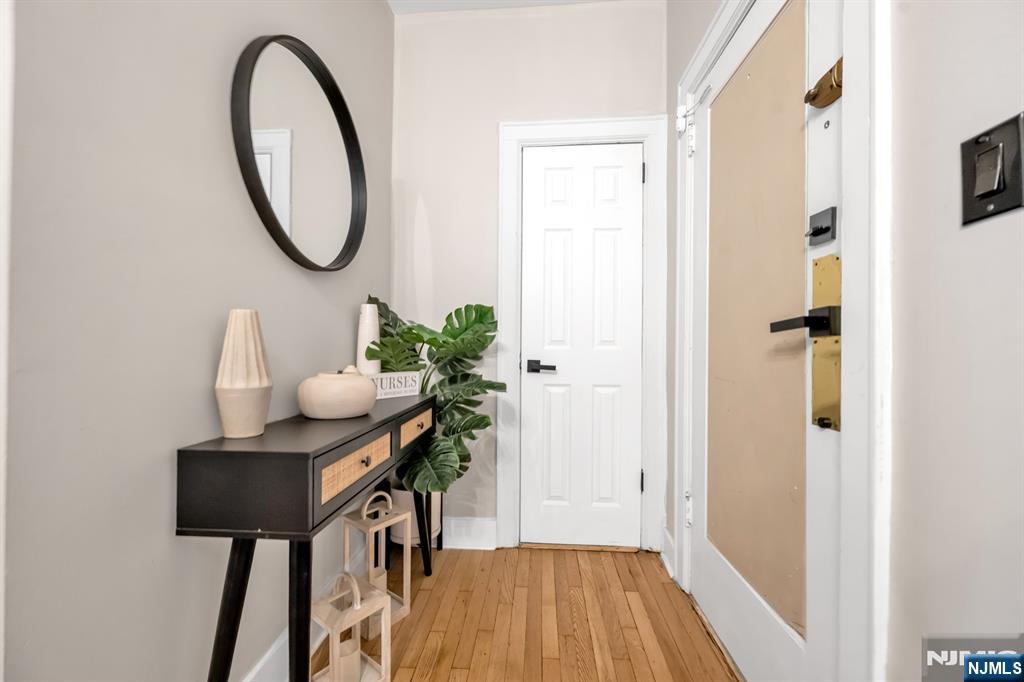 MLS Number 25015738 - 2 bed,1 bath, Condo/Coop/Townhouse Property for ...