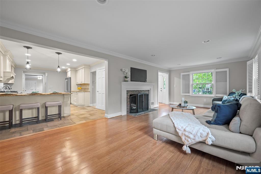 MLS Number 25015759 - 4 bed,3 bath, Residential Property for $1,178,000 ...