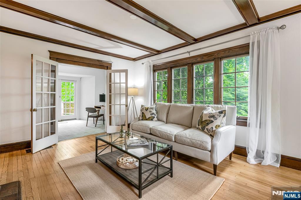 MLS Number 25015923 - 4 bed,3 bath, Residential Property for $1,299,000 ...