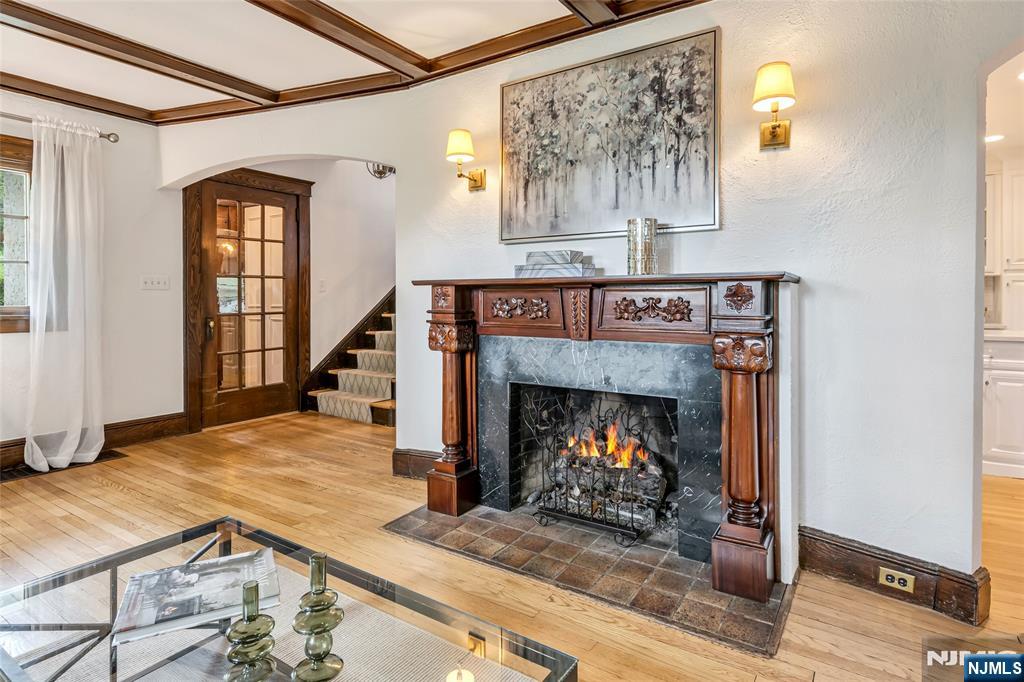 MLS Number 25015923 - 4 bed,3 bath, Residential Property for $1,299,000 ...