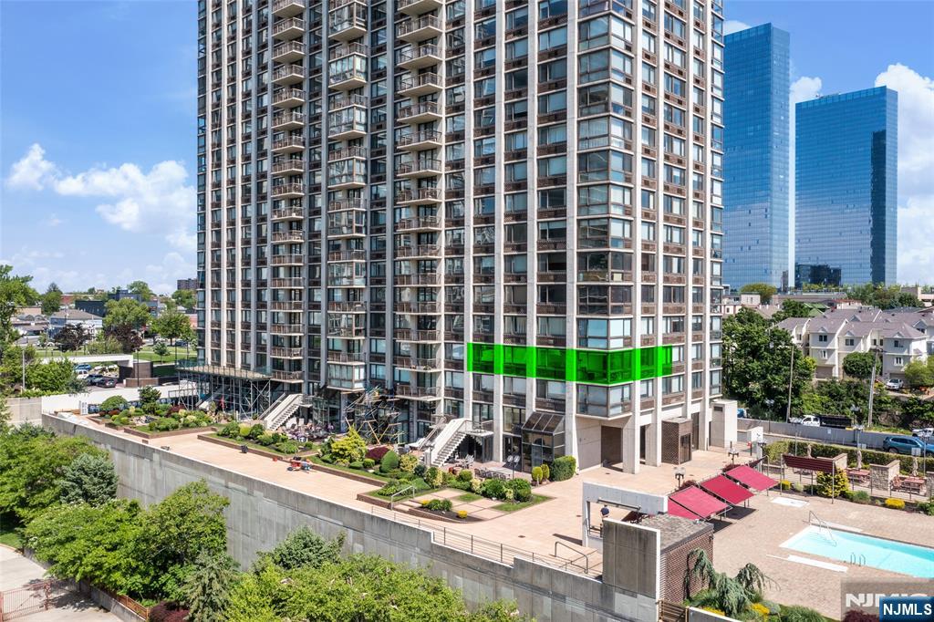 MLS Number 25016239 - 2 bed,2 bath, Condo/Coop/Townhouse Property for ...