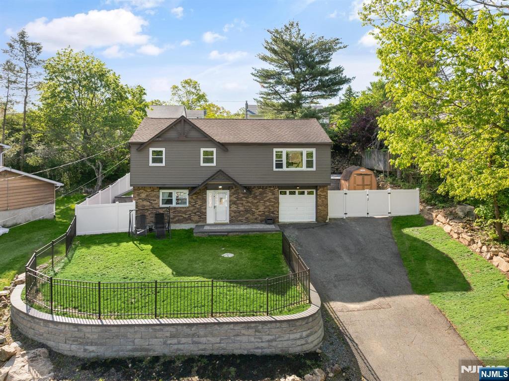 MLS Number 25016249 - 4 bed,2 bath, Residential Property for $475,000 ...