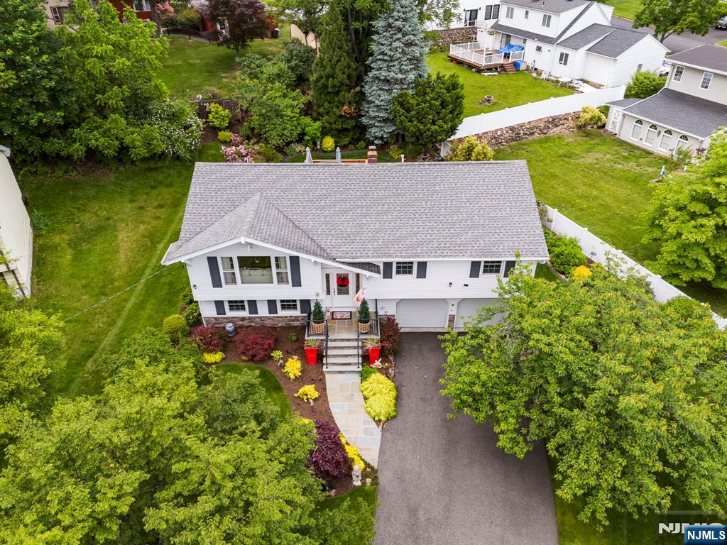 MLS Number 25017963 - 4 bed,2 bath, Residential Property for $879,999 ...