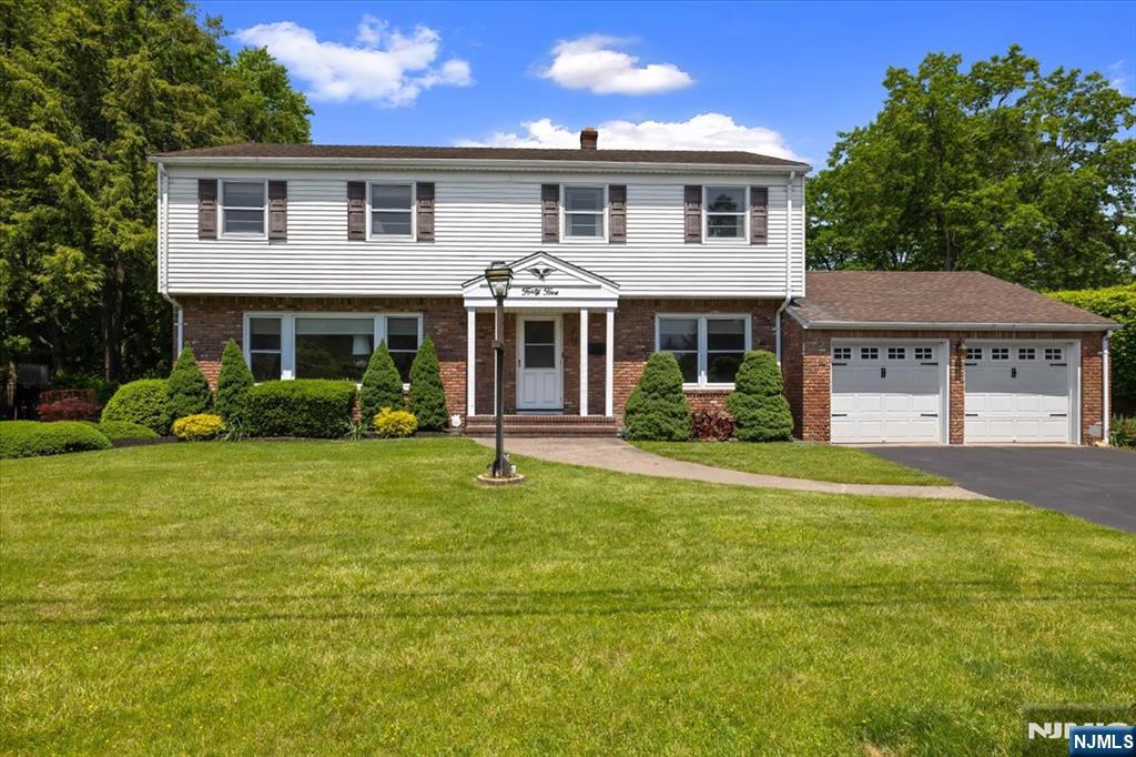 MLS Number 25018423 - 4 bed,2 bath, Residential Property for $1,199,999 ...