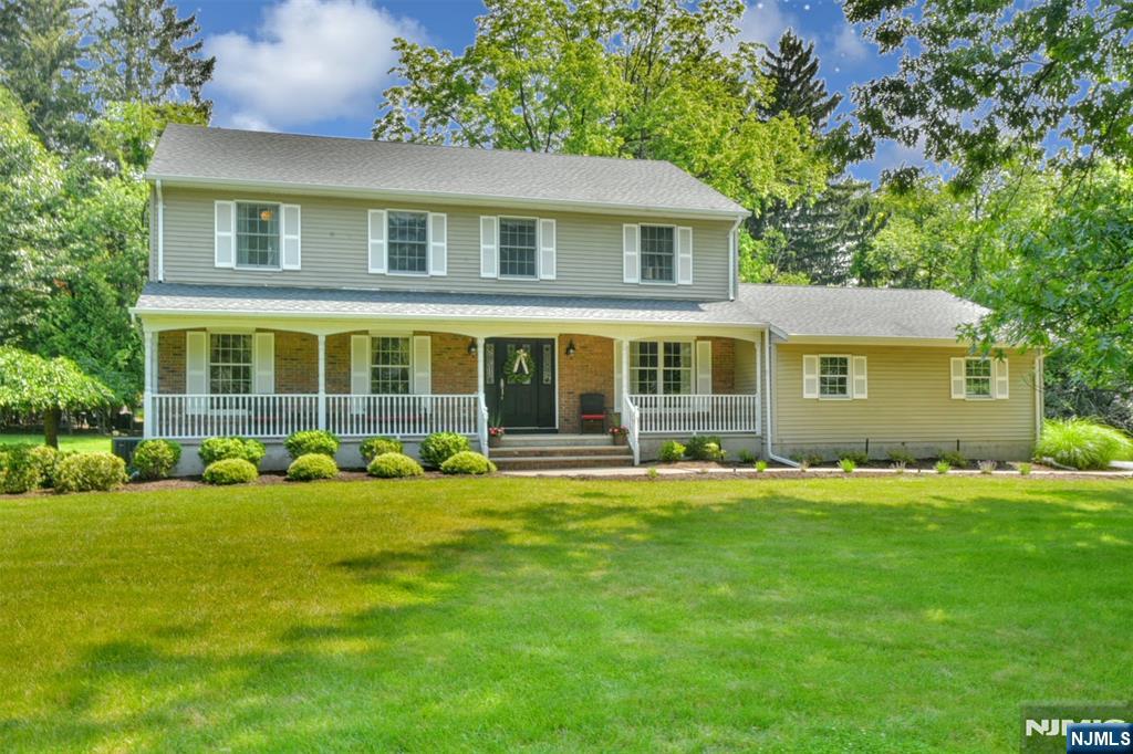 MLS Number 25019231 - 4 bed,2 bath, Residential Property for $1,250,000 ...