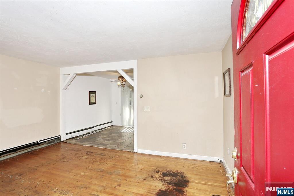 MLS Number 25019244 - 3 bed,1 bath, Residential Property for $679,000 ...