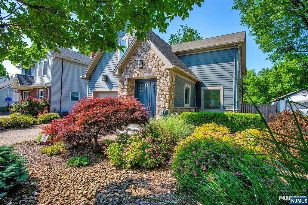 devon drive standish