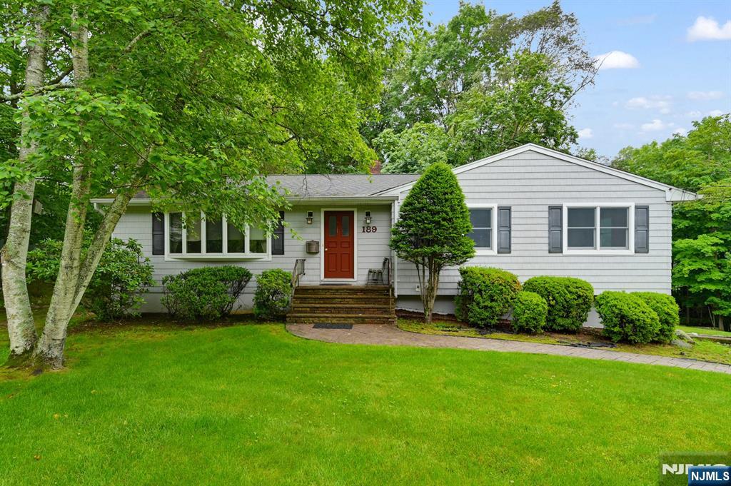 MLS Number 25020215 - 3 bed,2 bath, Residential Property for $679,000 ...