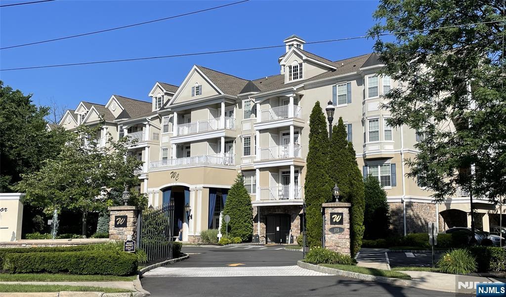 MLS Number 25020465 - 2 bed,2 bath, Condo/Coop/Townhouse Property for ...