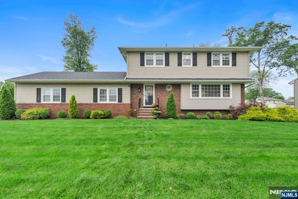 MLS Number 25021007 - 4 bed,2 bath, Residential Property for $829,900 ...