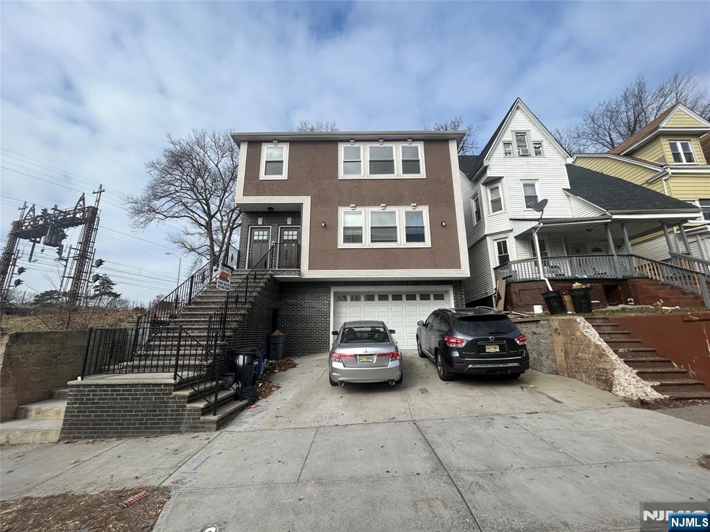 MLS Number 25021613 - 8 bed,5 bath, Multi-Family Property for $859,999 ...