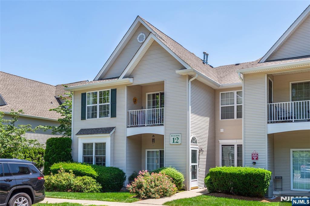 MLS Number 25021938 - 2 bed,2 bath, Condo/Coop/Townhouse Property for ...