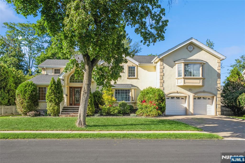 MLS Number 25025381 - 4 bed,5 bath, Residential Property for $1,599,000 ...