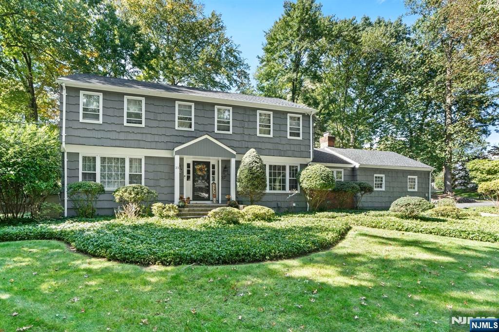 MLS Number 25026024 - 4 bed,2 bath, Residential Property for $1,089,000 ...