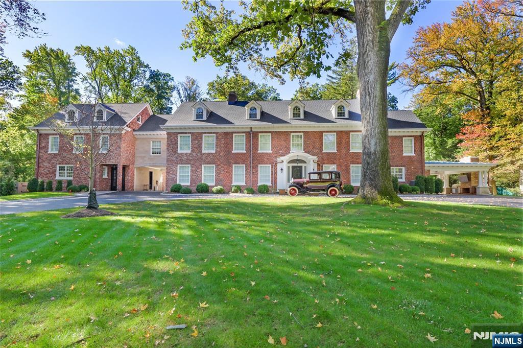 MLS Number 25028312 - 9 bed,9 bath, Residential Property for $7,888,888 ...