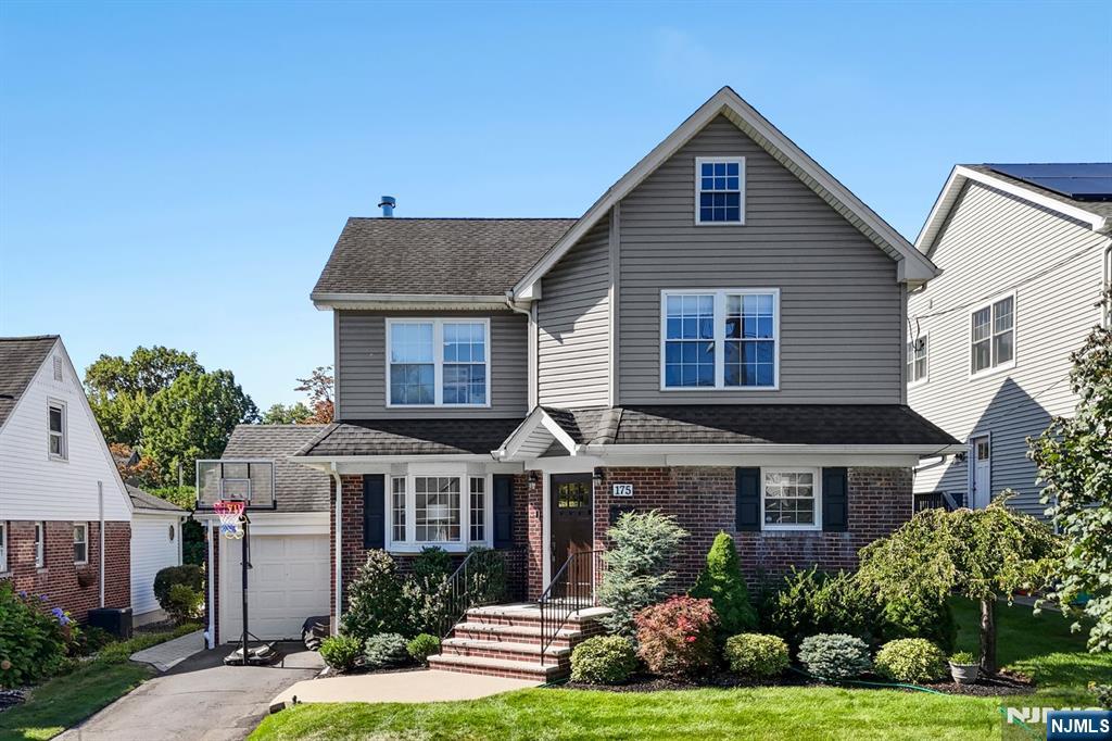 MLS Number 25031613 - 4 bed,3 bath, Residential Property for $949,000 - 175 Monroe Avenue, River ...