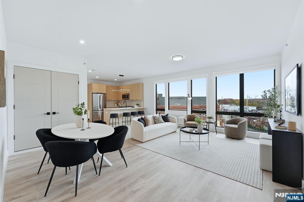 9-11 E Passaic 302 Hackensack NJ 07601 | Active