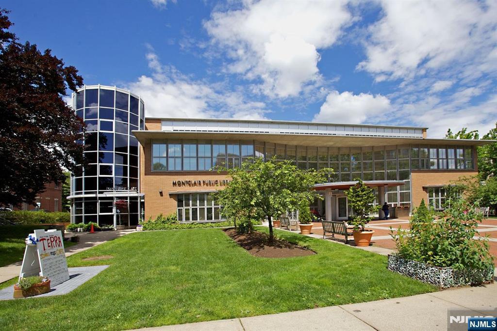 12 Mountain 25 Montclair NJ 07042 | Active