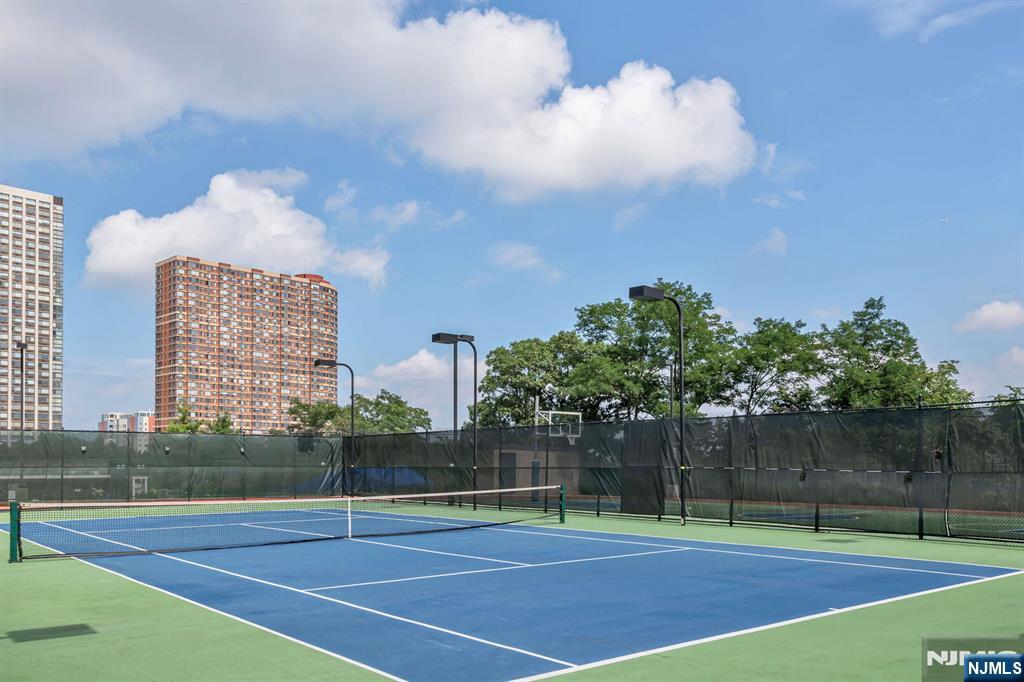 1512 Palisade Avenue 16L Fort Lee NJ 07024 | Active